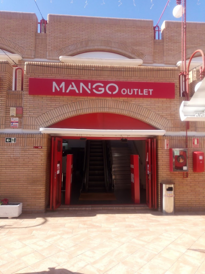 Mango outlet | Kelionės su vaikais